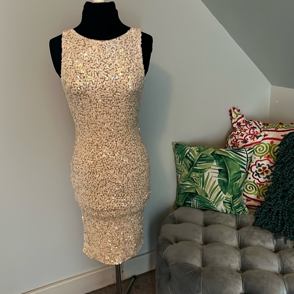 Alice + Olivia | Dresses | Alice Olivia Kimber Dress | Poshmark